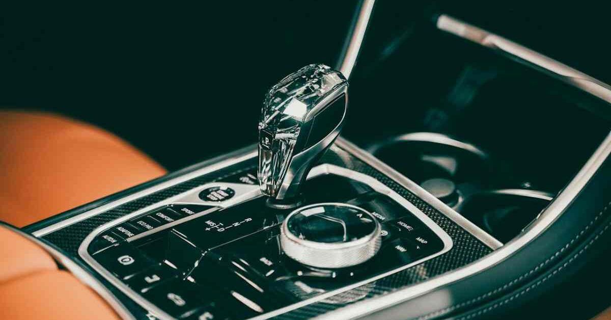 Come si guida una macchina automatica | Salvatore Aranzulla